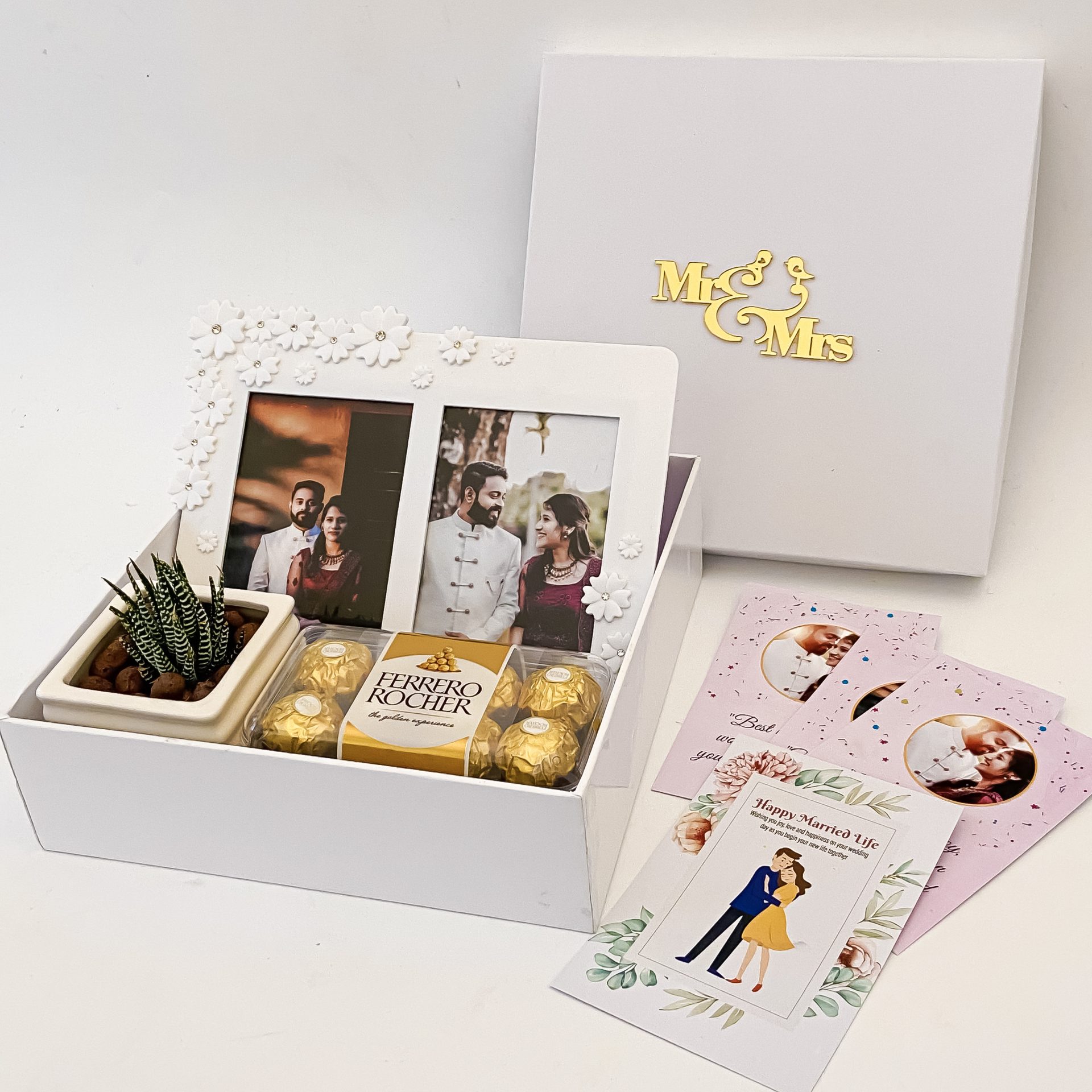 Best Wedding Gifts For Couples Online | Marriage Gift Box