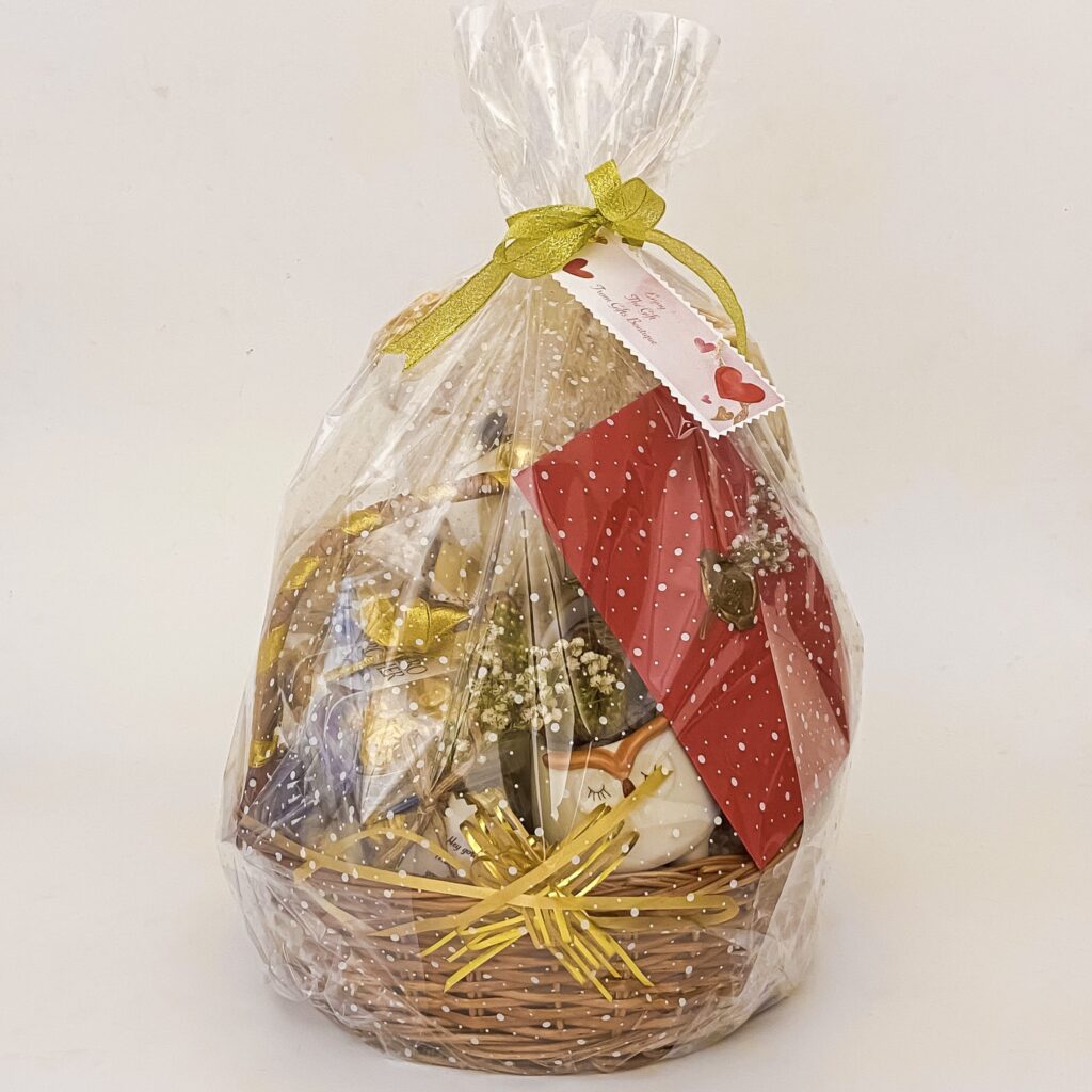 Elegant Celebrity Gift Hamper