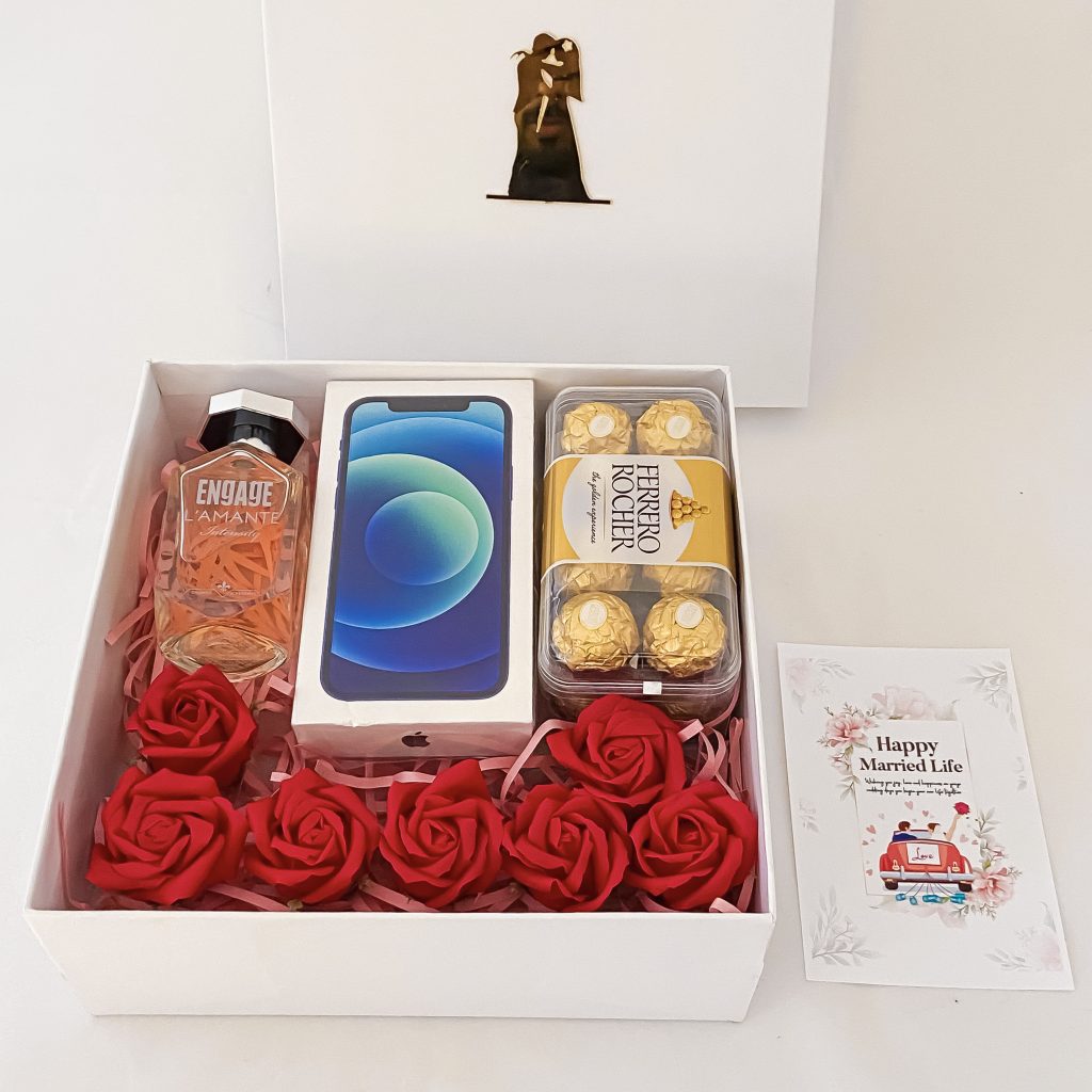 Send A Luxury Wedding Gift Hamper Includes I-phone