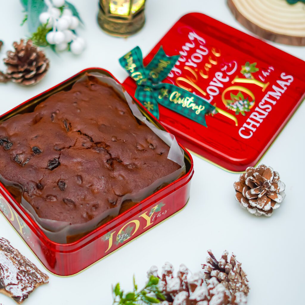Buy Christmas Cake Box | Xmas Plum Cake Online | Angroos